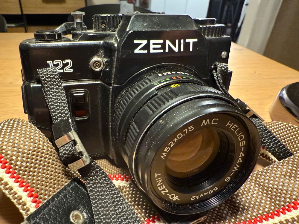 Zenit 122 Analogkamera aus Russland (Gebraucht) in Zürich für CHF 99 – mit Lieferung auf Ricardo ...