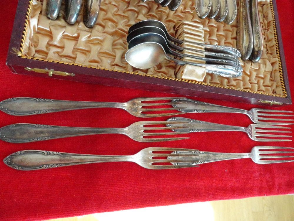 BERNDORF NOBLESSE SILBERBESTECK MIT BEZEICHNUNGEN AB 100-50 (Gebraucht) in Gerlafingen für CHF ...