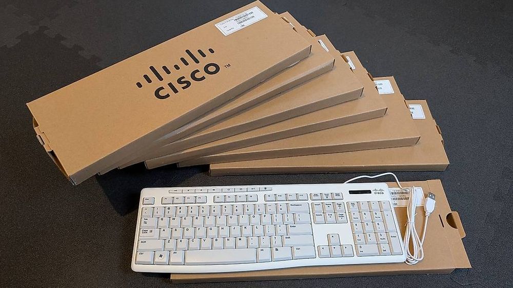 7 neue originalverpackte Cisco QWERTY-Tastaturen (Keyboard) (Neu und ...