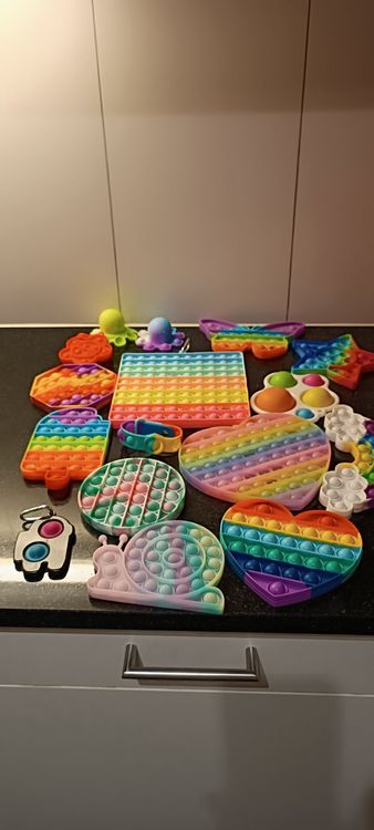Poppit Pop Fidget Mega Set - Bubble Popet (Gebraucht) in Neuhausen am ...