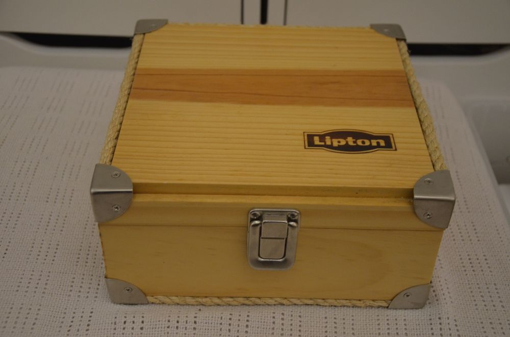 BOITE POUR LE THE (Gebraucht) in Chiasso für CHF 10 – mit Lieferung auf Ricardo kaufen