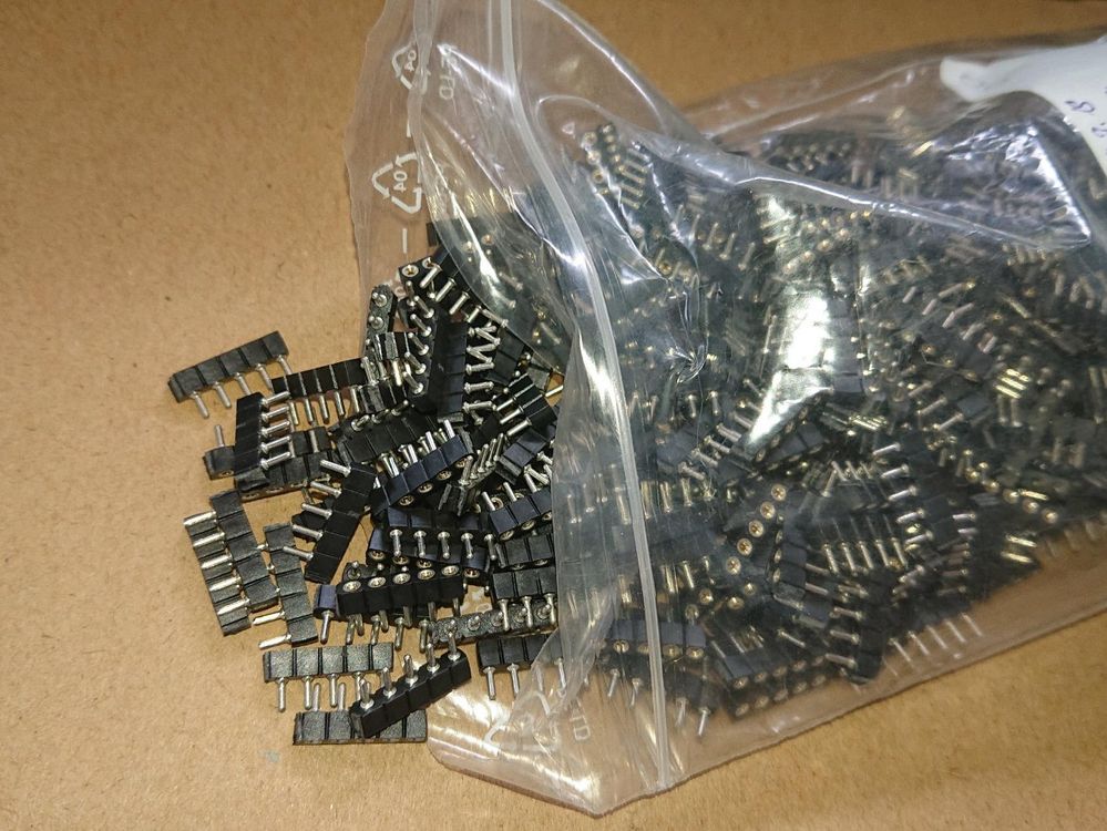 Ganzes Pack Buchsenleiste 1x5-pol. RM2.5 von PreciDip | Kaufen auf Ricardo