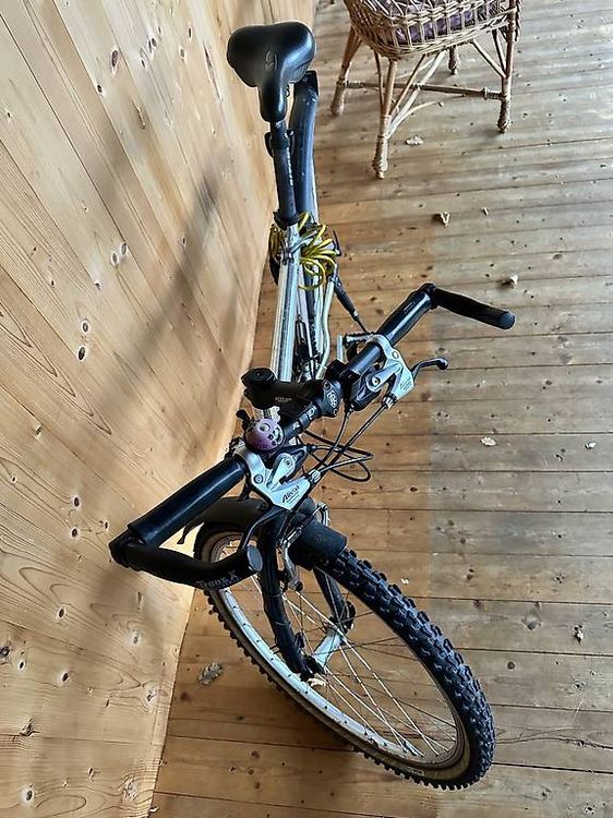 Solides Mountainbike in gutem Zustand - 24 Gänge, top Profil (Gebraucht ...