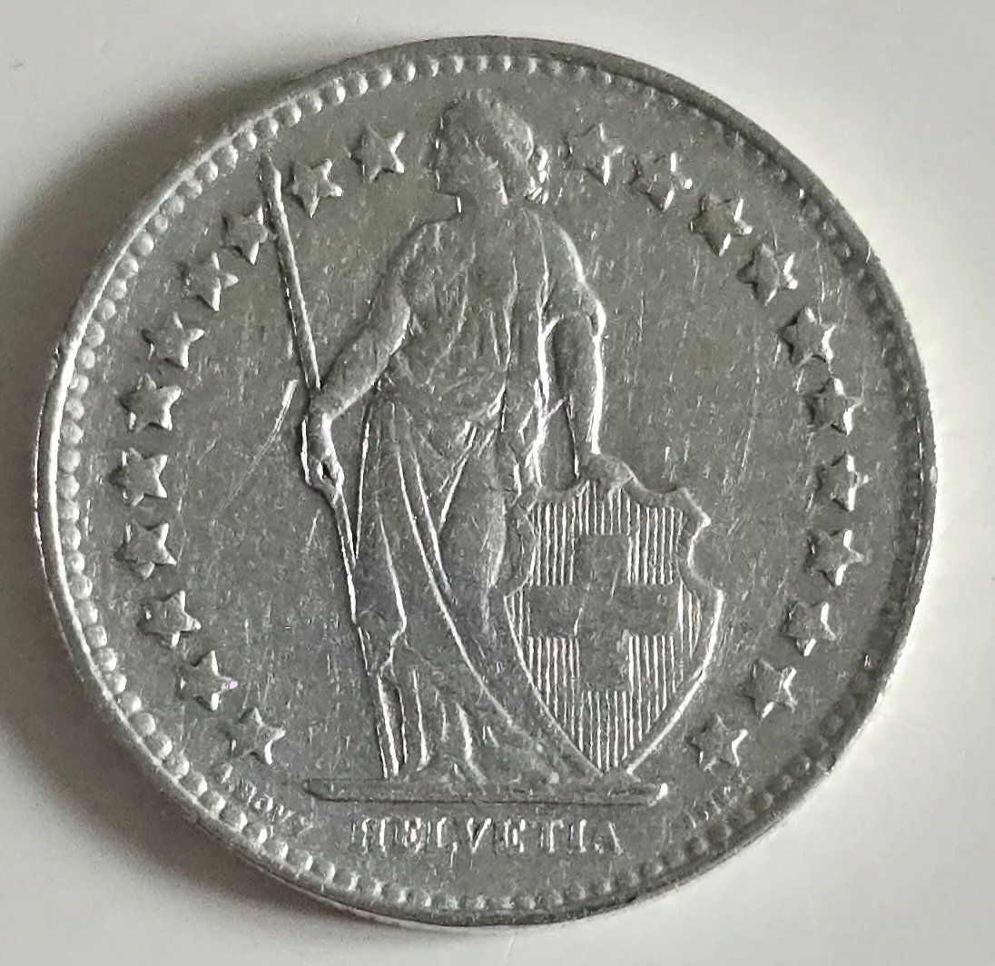 1/2 Fr. Münze, Jahrgang 1945, sehr gut erhalten (Gebraucht) in ...