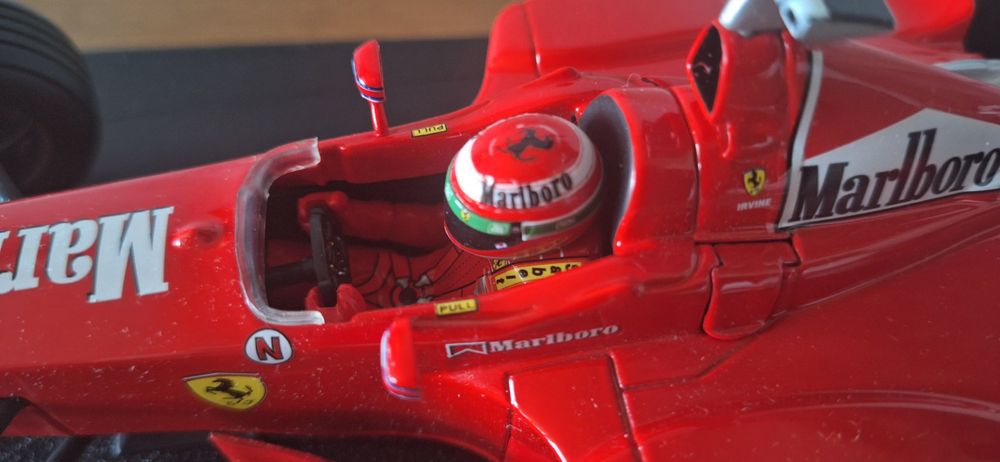 Ferrari F399 Eddie Irvine F1 mit Marlboro Hot Wheels 1/18 (Gebraucht ...