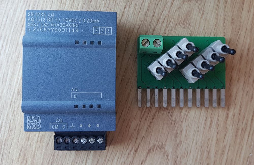 Siemens Simatic S7-1200, CPU 1214C DC/DC/DC (Gebraucht) in Olten für ...