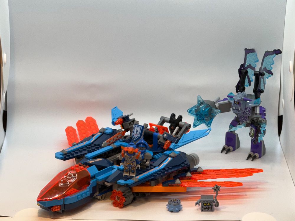 LEGO Knights Clays Falcon Fighter 70351 aus 2017 (Gebraucht) in Kloten ...