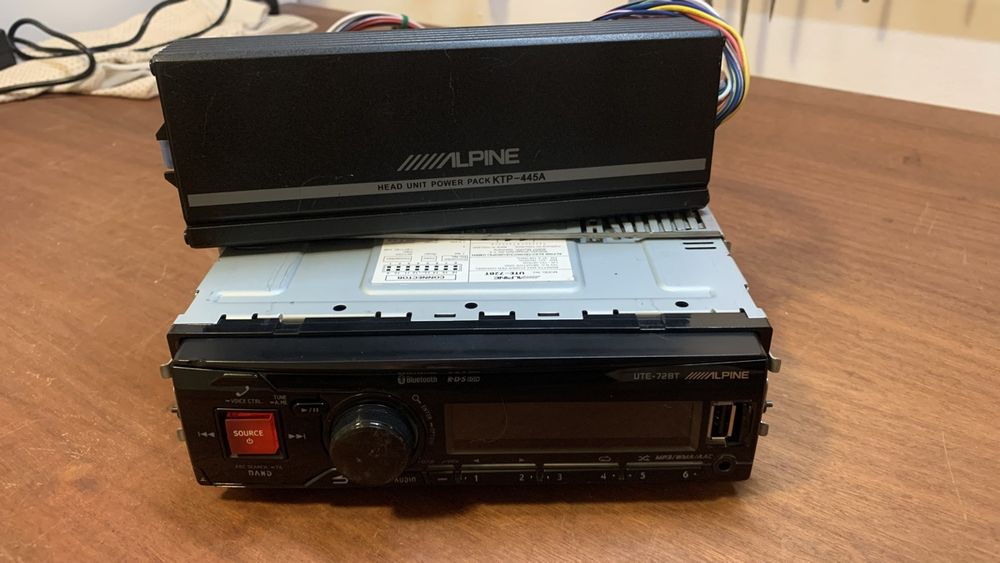 Alpine UTE72BT und Alpine KPT-445A (Gebraucht) in Brittnau für CHF 28 ...