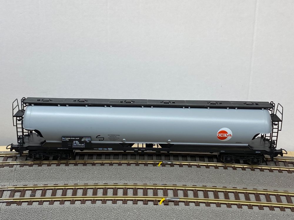 2 x Roco (H0 GS) DB/ÖBB vierachsige Drucksilowagen Uacs | Kaufen auf ... 2 x Roco (H0 GS) DB/ÖBB vierachsige Drucksilowagen Uacs | Kaufen auf ...