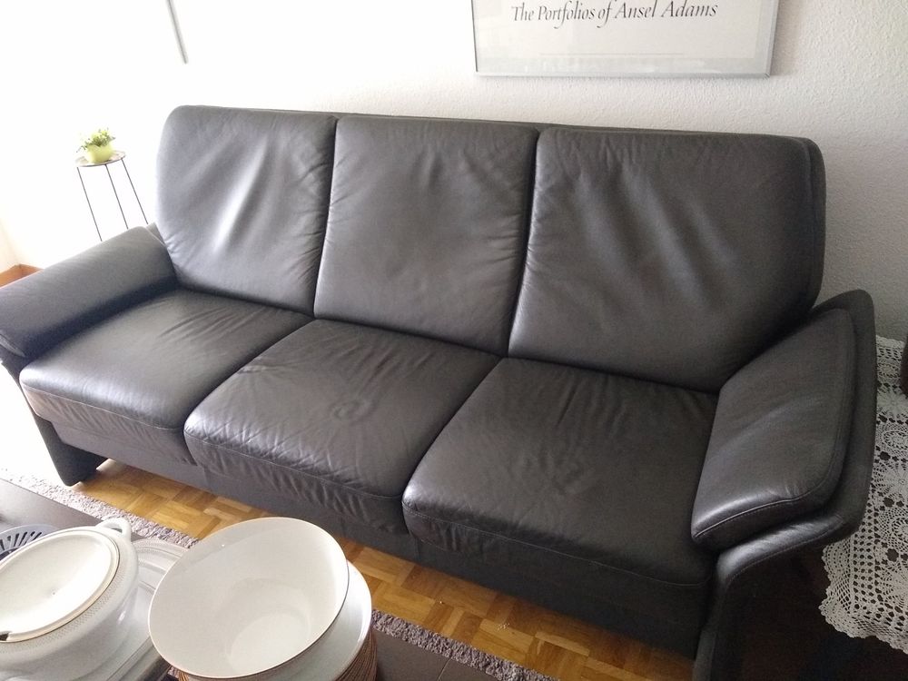 Hochwertiges Ledersofa, 3er und 2er (Gebraucht) in Kriens für CHF 270 – nur Abholung auf Ricardo ...
