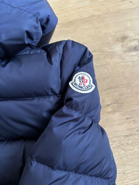 Original Moncler Jacke (Gebraucht) in Zermatt für CHF 180 – mit ...