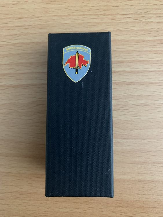 Épingle à cravate souvenir Police militaire (D'occasion) à Port pour ...