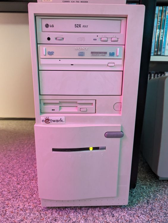 Pentium II Retro PC mit Röhrenmonitor und viel Zubehör (Gebraucht) in ...