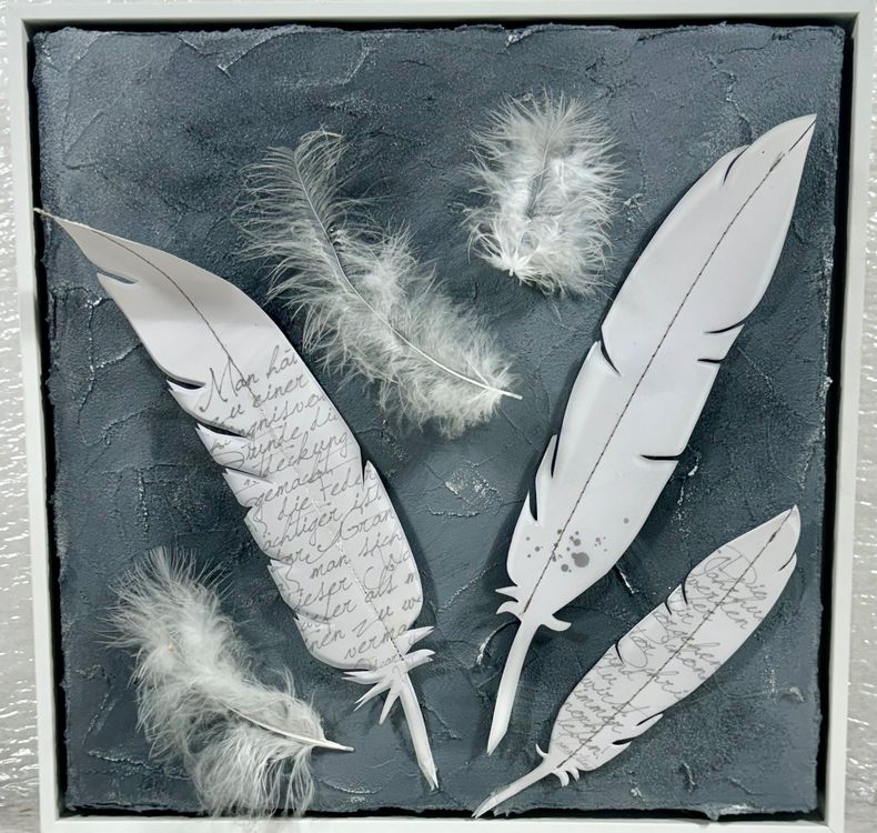 Interessante Mischtechnik Collage mit Federn (Gebraucht) in Root für CHF 10 – mit Lieferung auf ...
