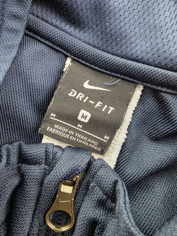 FC ZÜRICH FCZ JACKE - GRATIS VERSAND BIS 08.12 (Gebraucht) in Heerbrugg ...