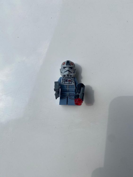 LEGO Star Wars AT-AT Pilot Figur (sw0581) (Gebraucht) in Schötz für CHF ...