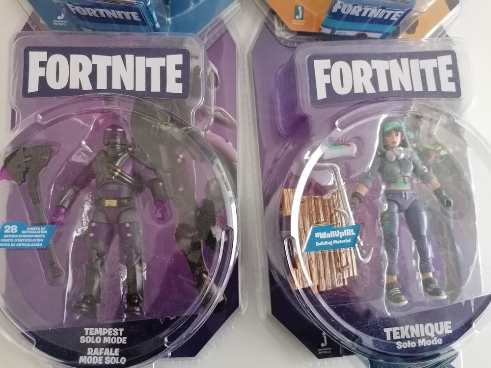Fortnite EPIC Figuren 4Stk. (Neu und originalverpackt) in Basel für CHF ...