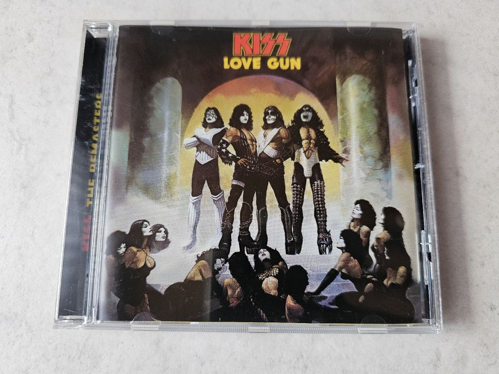 Kiss - Love Gun / The Remasters (Gebraucht) in Schneisingen für CHF 5 – mit Lieferung auf ...