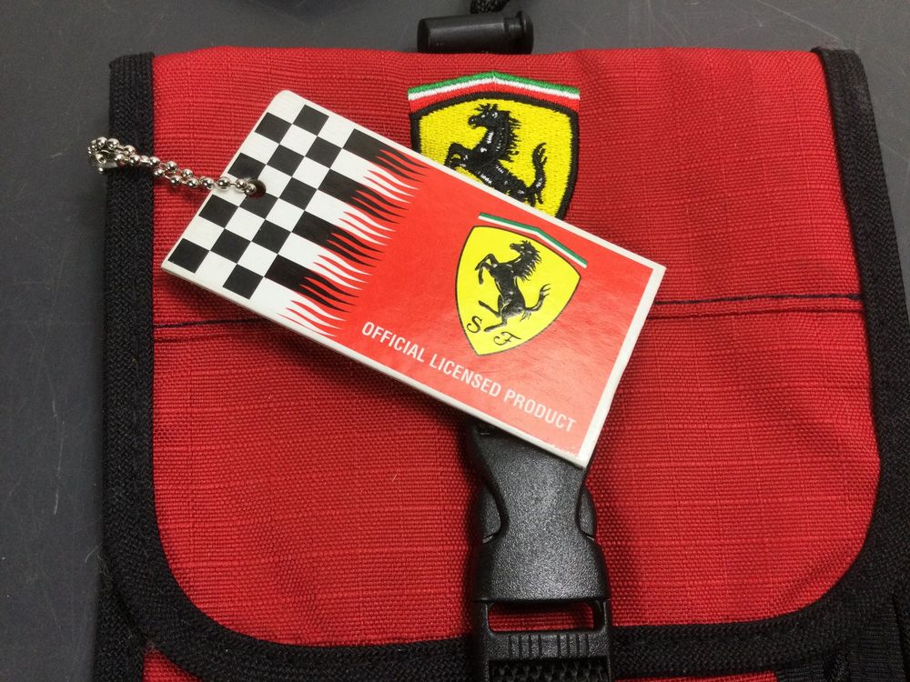 Kleine Ferrari Tasche zum umhängen (Gebraucht) in Wangen SZ für CHF 29 ...