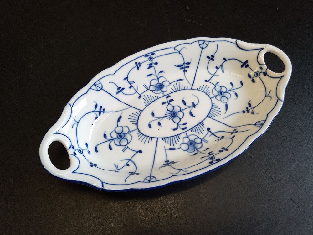 Hüttensteinach Platte oval mit Henkel Handmalerei Plättli (Gebraucht) in Zofingen für CHF 22 ...