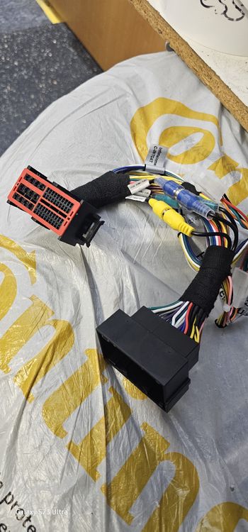 FCA Uconnect Radio Multiple Camera Interface (Neu und originalverpackt ...