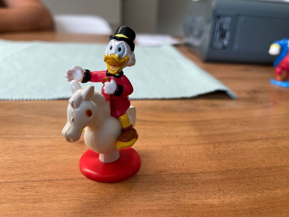 Dagobert Duck Disney Figur (Gebraucht) in Waldenburg für CHF 3 – mit Lieferung auf Ricardo kaufen