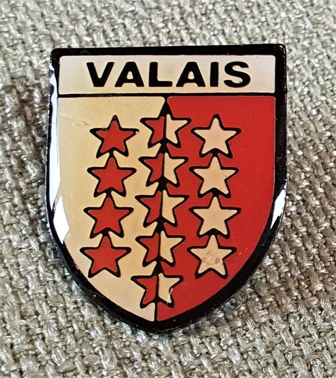 E863 - Pin Kantonswappen Valsis Wallis (Gebraucht) in Reinach BL für CHF 2 – mit Lieferung auf ...