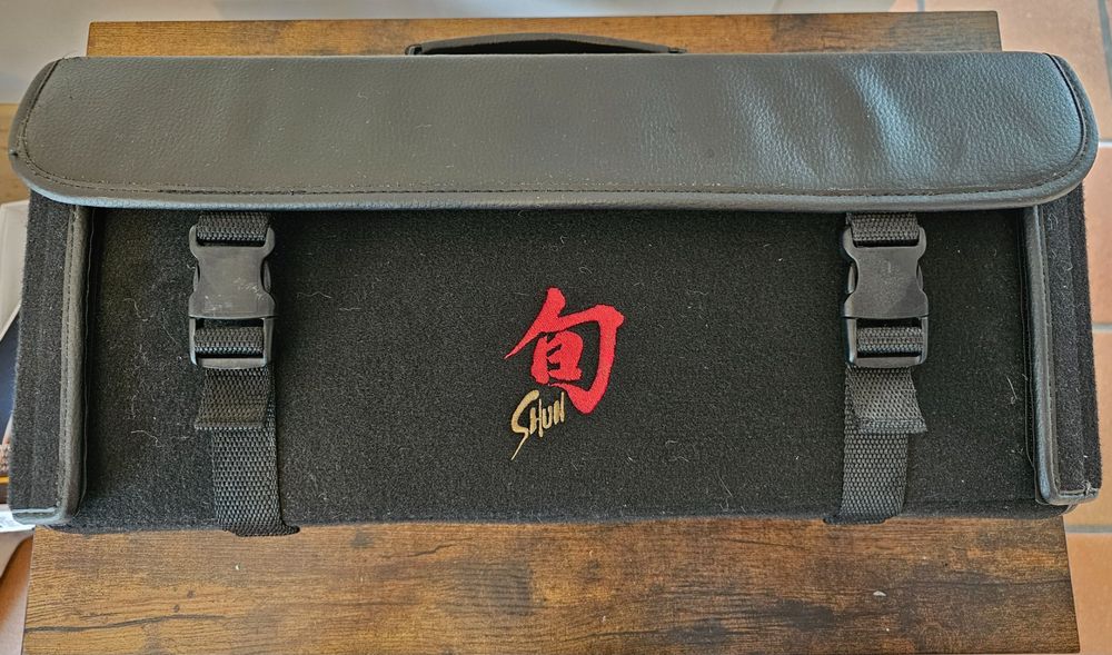 Kai Shun Messertasche (Gebraucht) in Bülach für CHF 35 – nur Abholung ...