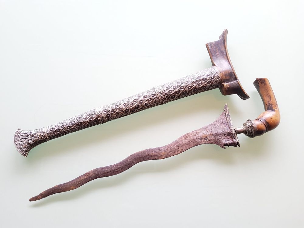Très antique épée Keris | Kaufen auf Ricardo