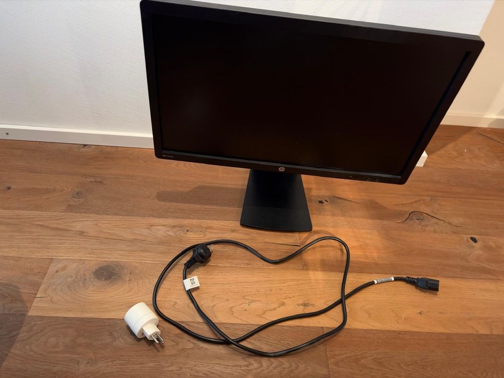 HP Monitor, voll funktionsfähig, ideal fürs Homeoffice! (Gebraucht) in ...