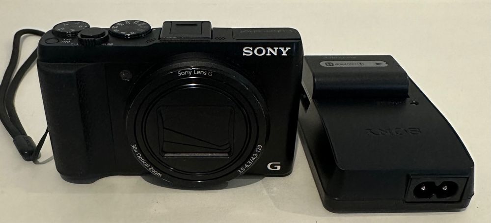 SONY Cyber-Shot Exmor R 20.4 MP Digitalkamera (Gebraucht) in Hochdorf ...