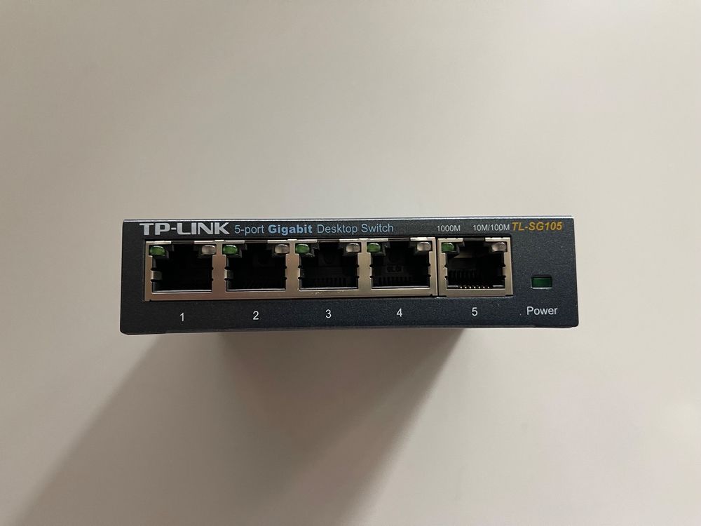 Netgear 5 Port Gigabit Desktop Switch (Gebraucht) in Bäretswil für CHF ...