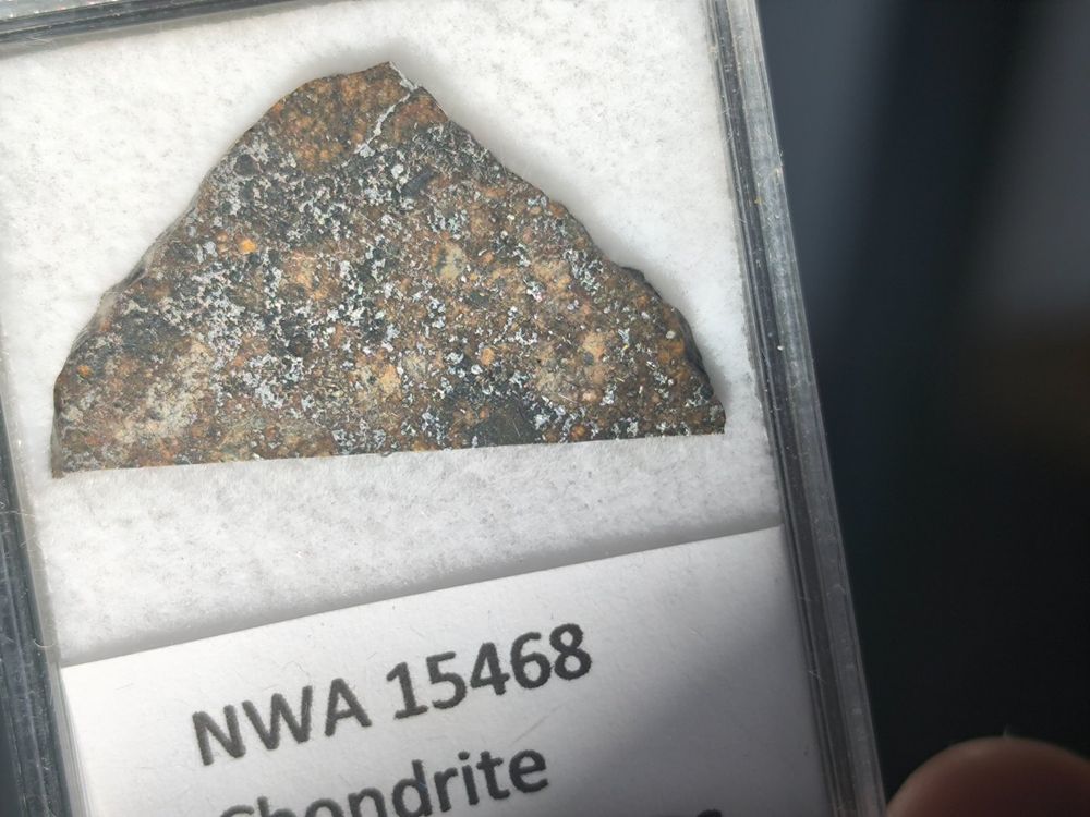 NWA 15468 Chondrite OC4 Melt Breccia Meteorite - 2.74 gr (Gebraucht) in ...