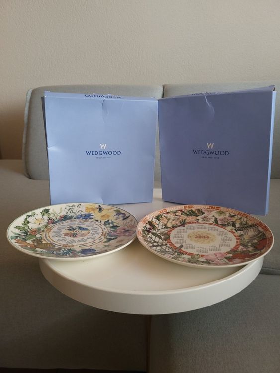 2003-2004 England " Wedgwood " 2 Porzellankalenderteller (Neu (gemäss Beschreibung)) in Savièse ...