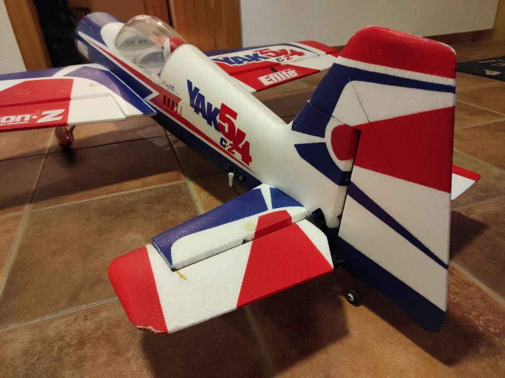 E-Flite Carbon-Z Yak 54 PnP Spw.1'200mm (Gebraucht) in Melchtal für CHF ...
