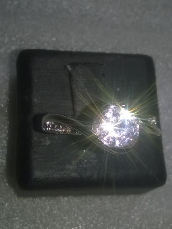 RIG EDELSTHAL,,MIT ECHT KRISTALL,,,GLANZIG | Kaufen auf Ricardo