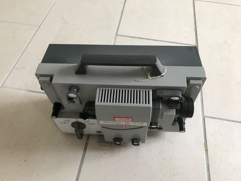 EUMIG Mark - S - 712 Super 8 Projektor - Defekt (Defekt) in Muttenz für CHF 5 – nur Abholung auf ...
