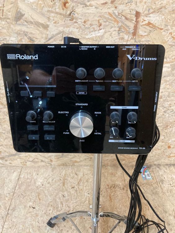 Roland TD-25 Drum Sound Module inkl.Stativ | Kaufen auf Ricardo