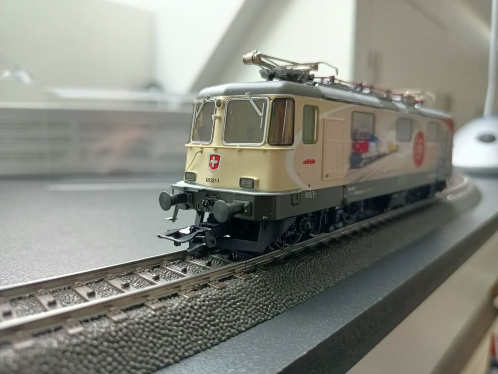 Märklin 37875, SBB Re 4/4 II, digital, Sound, mfx, dcc, neu (Neu und ...