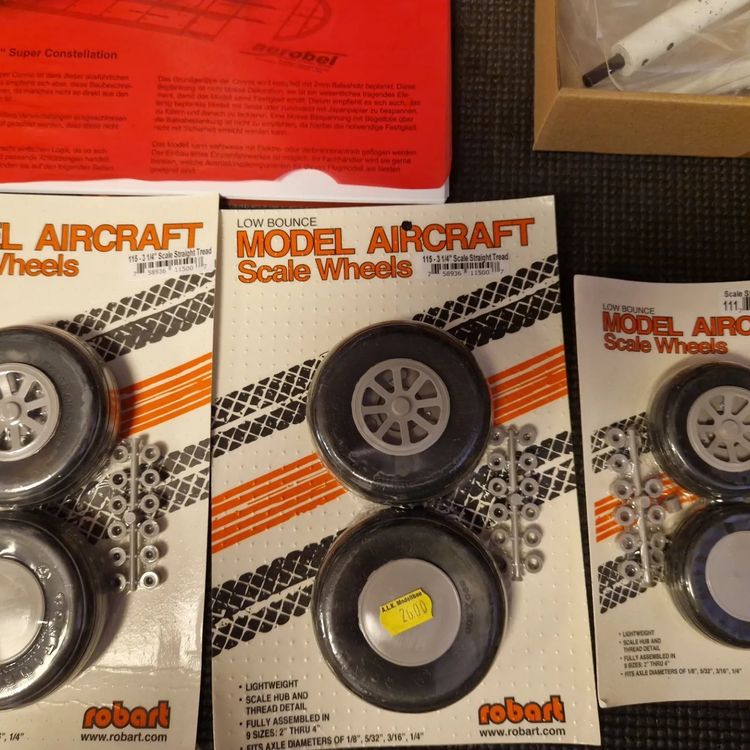 Avion rc Super Constellation Breitling en kit (Neu und originalverpackt ...