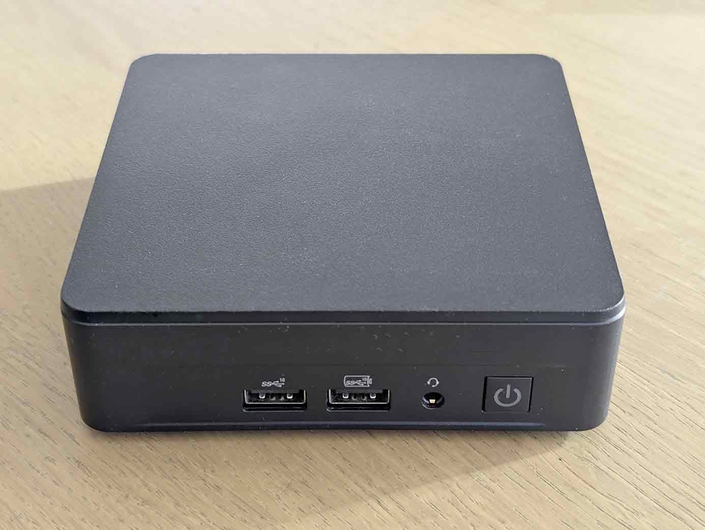 INTEL NUC mini PC i3 1220P 16G RAM 120G + 2T SSD (Gebraucht) in La ...