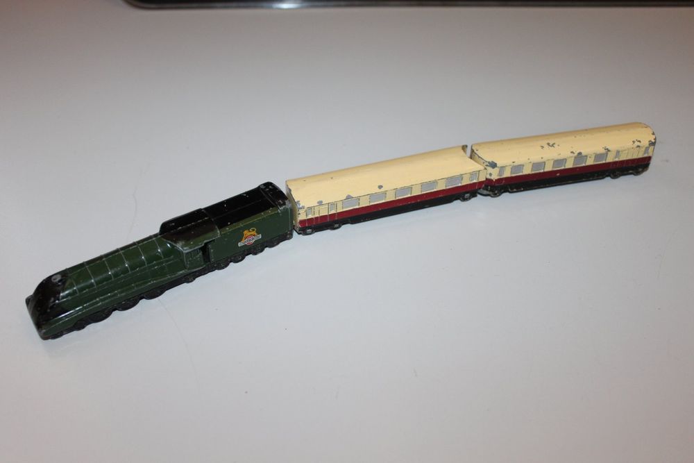 Dinky Toys Meccano British Railways Express Passagier-Zug (Gebraucht ...