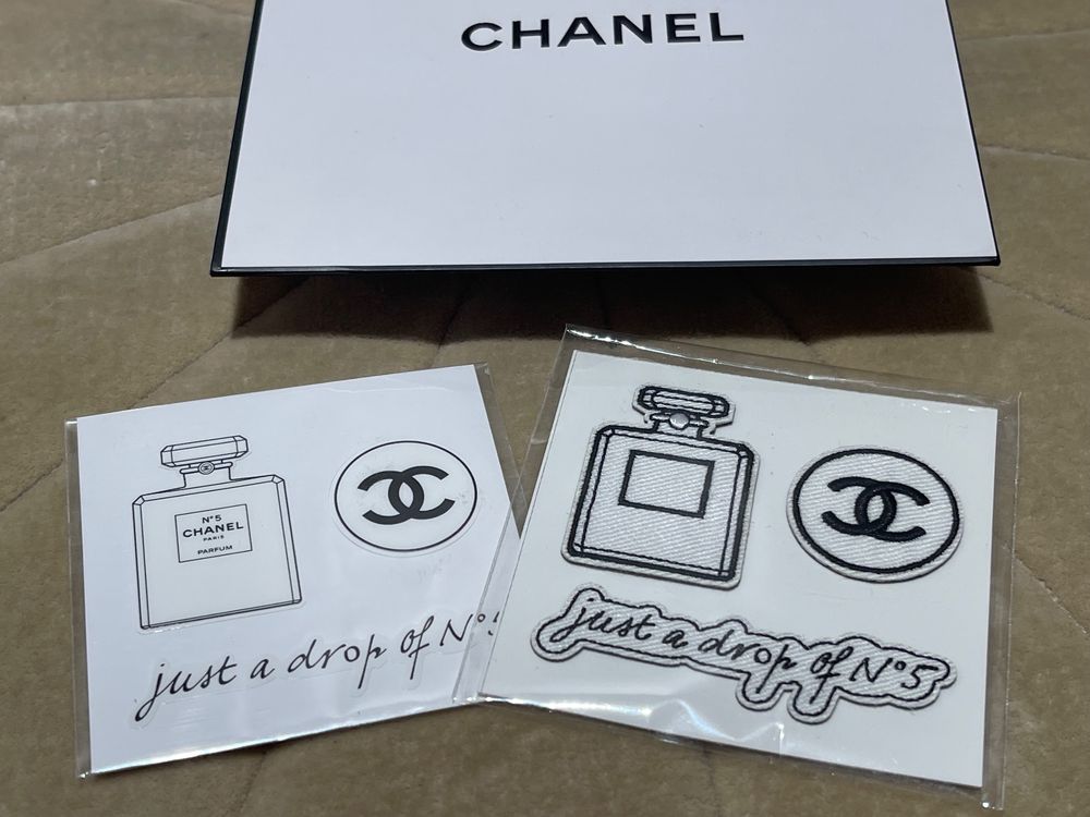 CHANEL STICKERS UND KLEIDER AUFKLEBER AUS ADVENTSKALENDER (Neu (gemäss ...
