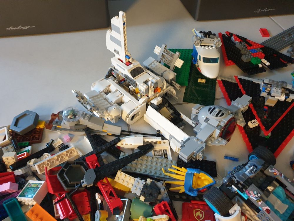 LEGO Spezialsammlung Technik Raumstation Fahrzeuge Boot (Gebraucht) in ...