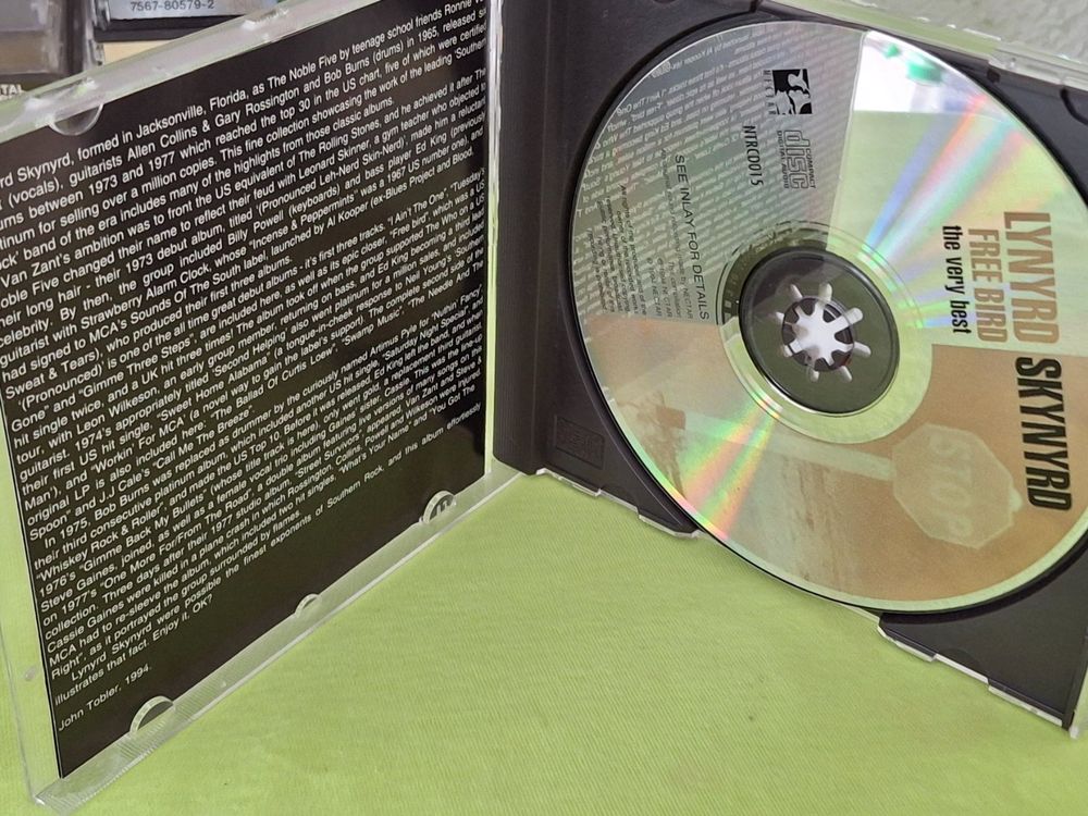 CD Lynyrd Skynyrd - Free Bird: The Very Best Sommer % 😎 (Gebraucht) in Aarberg für CHF 2.6 – mit ...