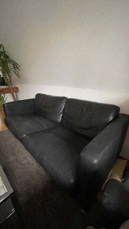 Verschenke Schwarze Ledercouch | Kaufen auf Ricardo