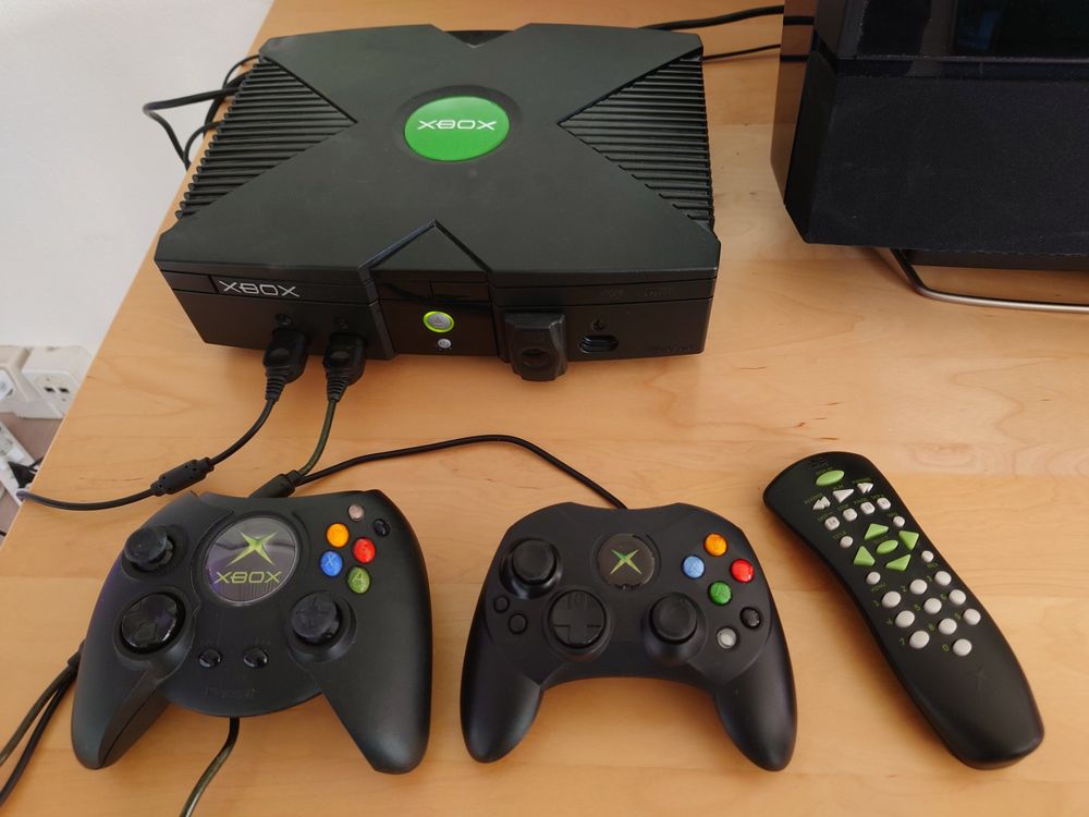 XBOX Konsole - 1. Generation PAL - inkl. Zubehör | Kaufen auf Ricardo