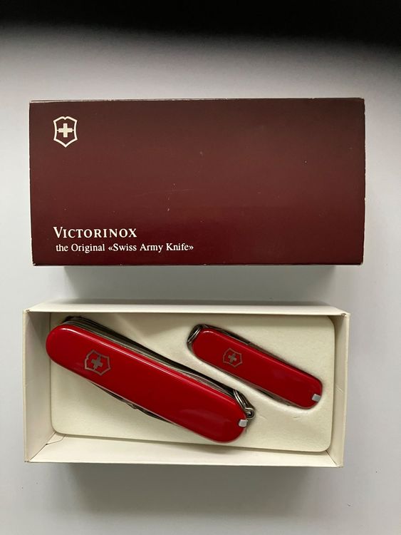 Duo de couteaux VICTORINOX Swiss Champ (Neu und originalverpackt) in ...