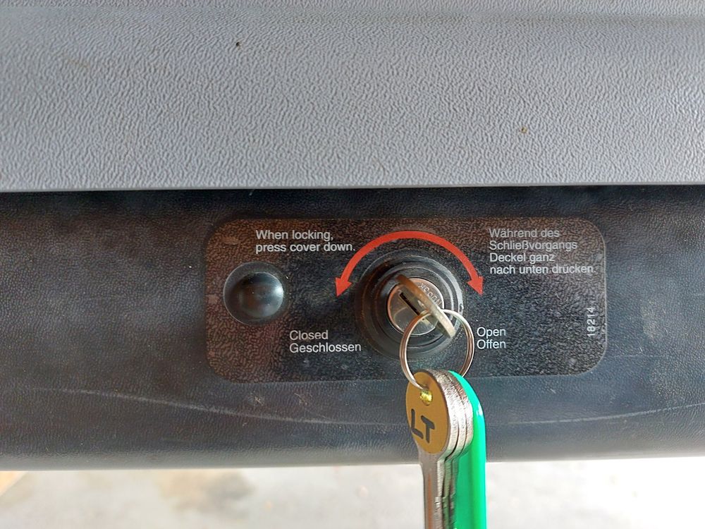 Dachbox Thule Evolution 900 (Gebraucht) in für CHF 91 – nur Abholung ...