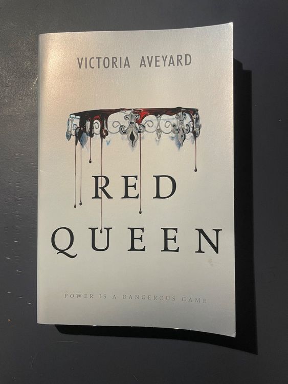 Red Queen - Victoria Aveyard (Gebraucht) in Bern für CHF 4 – mit ...
